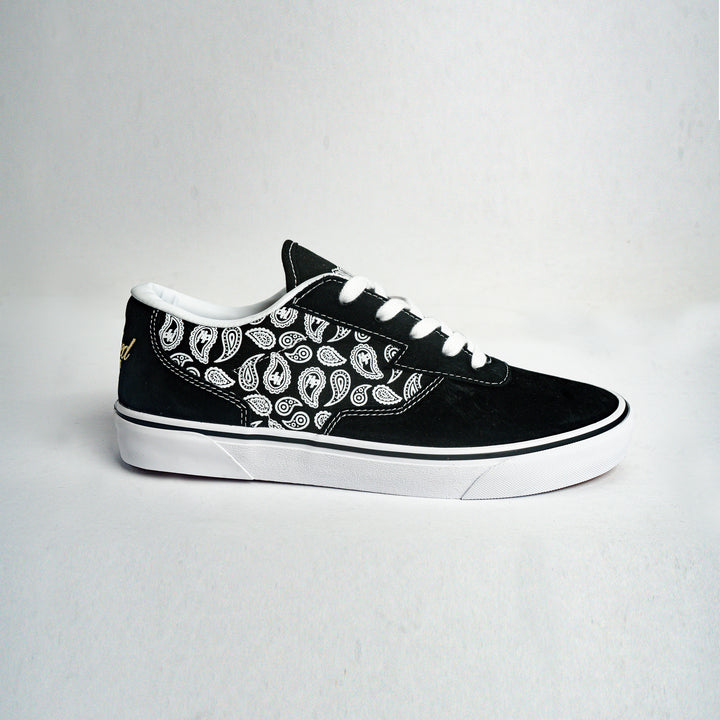 Shoes – The Hundred Percent