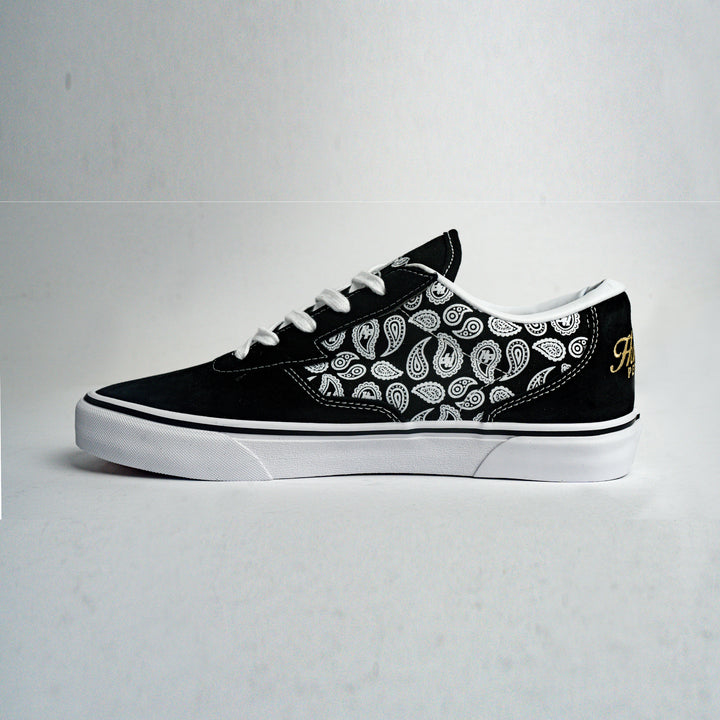 SHOES – The Hundred Percent